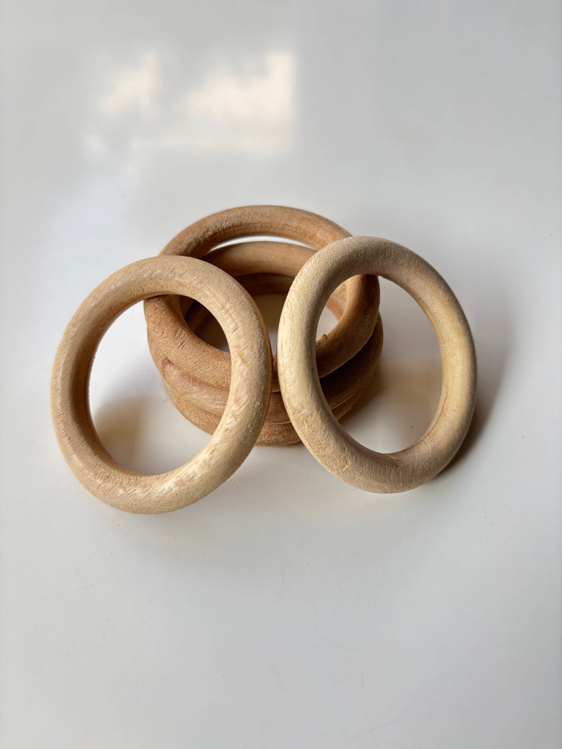 Wooden Rings 60mm - Pack of 5 rings - Rutu - Macrame Cords